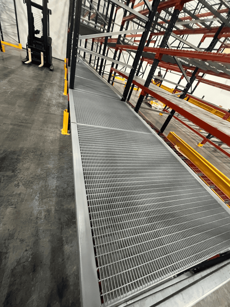 Warehouse Storage Racks | Selective Racking Systems